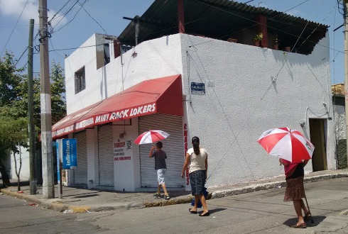 Cubrirse del sol con colores institucionales - El Diario NTR | NTR ...