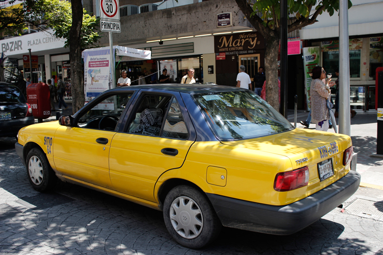 Darán taxis con un estudio tardío - El Diario NTR | NTR Guadalajara
