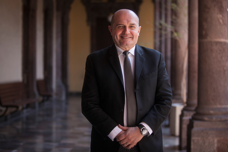 Invitan a conversar con Jesús Medina - El Diario NTR | NTR Guadalajara