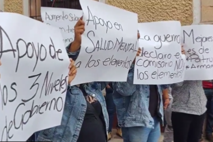 Protestan Policías De Lagos De Moreno Exigen Renuncia Del Comisario