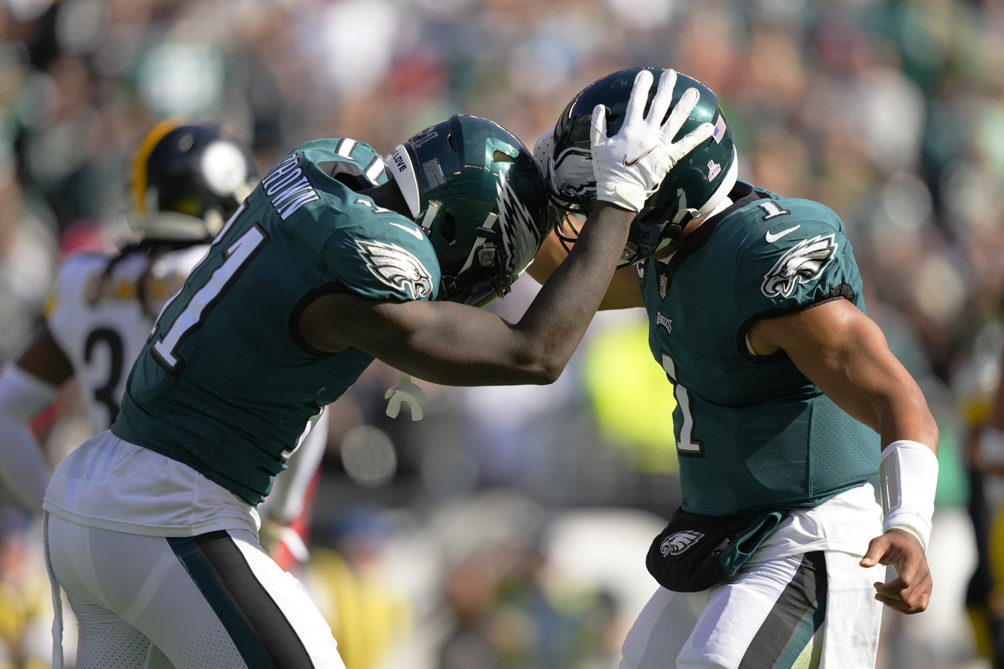 Eagles apalean a Steelers y se mantienen invictos - El Diario NTR | NTR ...