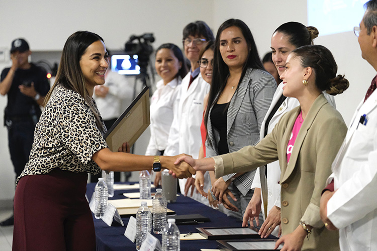 Donadores altruistas de sangre reciben reconocimiento de la SSJ - El ...