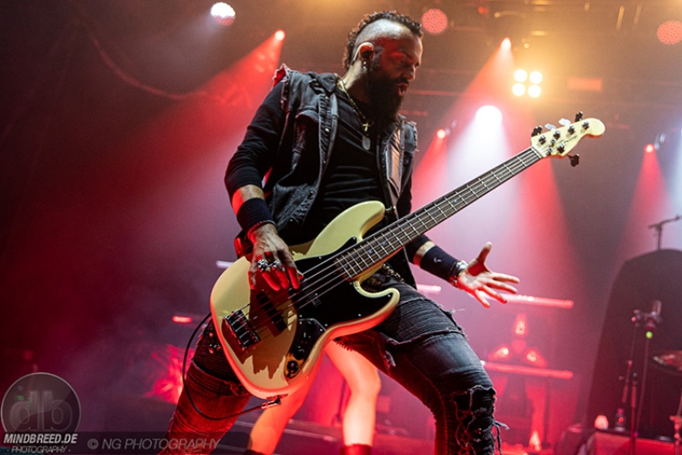 Ricky Bonazza pone en alto el heavy metal | NTR Guadalajara
