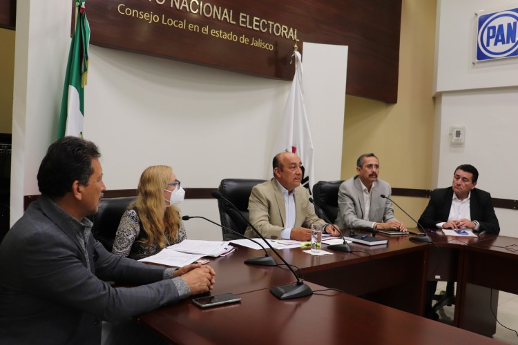 Validan 200 observadores electorales | NTR Guadalajara