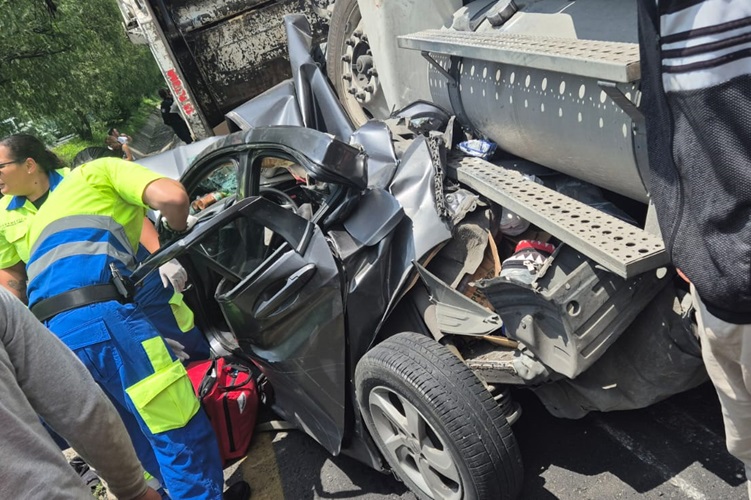 Choque múltiple en López Mateos deja un muerto y 10 heridos - El Diario NTR | NTR Guadalajara