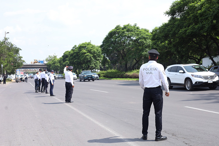 Policías viales libran sanciones tras faltas - El Diario NTR | NTR ...