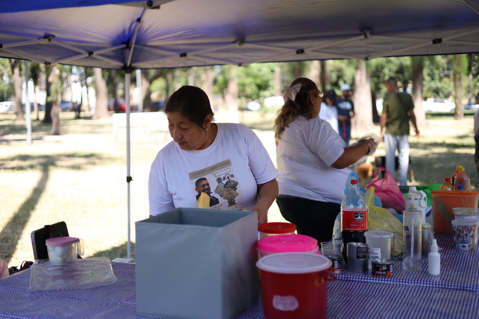 Familiares hacen kermés para continuar búsquedas en vida - El Diario ...